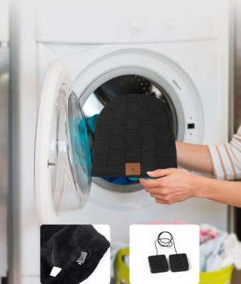 Cina Beanie di Bluetooth per il cappello di Bluetooth degli uomini, i regali degli uomini, regali di tecnologia di Natale di Beanie Hat Black Headphones Unique delle donne in vendita