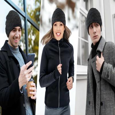 Cina L'altoparlante senza fili di Bluetooth Beanie Hat Bluetooth black hat con musica gode di come immagazzinamento dei regali degli Stuffers per la famiglia in vendita