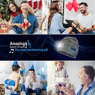 Cina Cappuccio ricaricabile unisex del faro di USB 4 LED del cappello di musica della torcia elettrica del LED per pareggiare in vendita