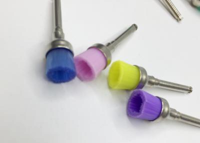 Cina Corredo di lucidatura dentario eliminabile, spazzola di lucidatura dentaria della ciotola variopinta di nylon in vendita