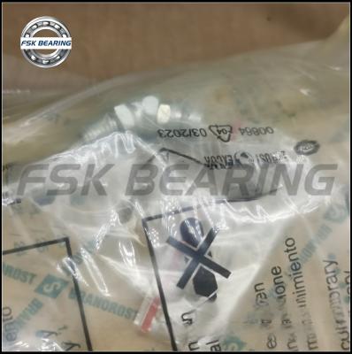 Cina Quattro file KWVE25-WL-V1-G3 KWVE25WLG3V1 Guida lineare del cuscinetto del carrello ID 69mm OD 120mm in vendita