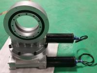 China 2 Axis Solar Tracker Slewing Drive SDE7 Worm Gear Slew Drive for sale