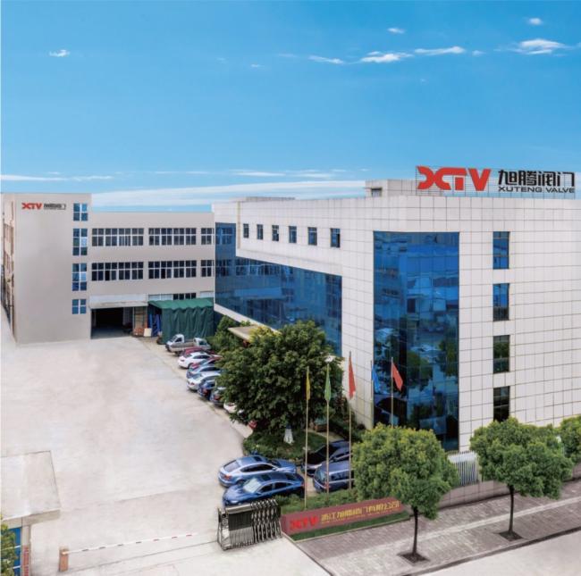 Xtv Three-Way Ss Stainless Steel ISO High Platform Flanged Ball Valve Industrial Casting