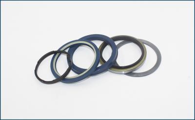 China 42U-63-H0P43 42U63H0P43 Pakketpakket voor wielladder Bucket Cylinder WA65-5 WA70-5 Te koop