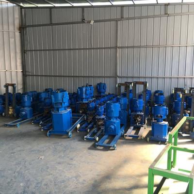Cina aziende agricole di maiale di 300-400kg/H Mini Feed Making Machine For, aziende agricole di bestiame in vendita