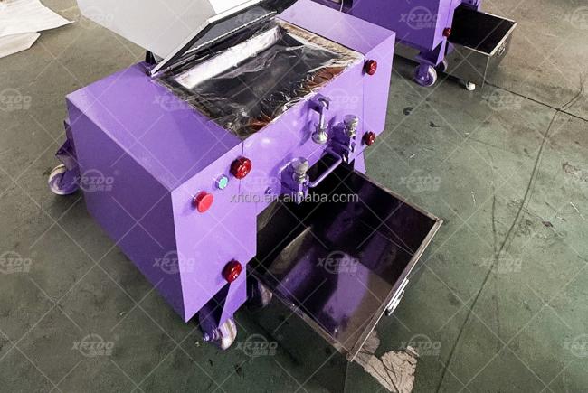 Plastic crusher output