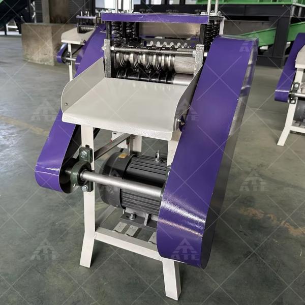 Quality Waste Cooper Cable Wire Stripper Machine Electric Cable Scrap Wire Stripping Machine for sale
