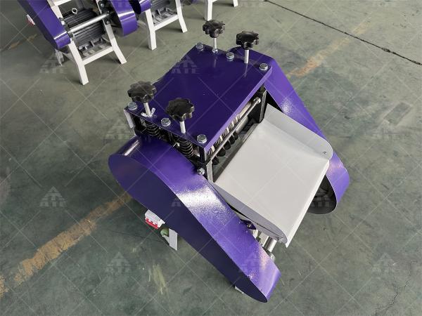 Quality Waste Cooper Cable Wire Stripper Machine Electric Cable Scrap Wire Stripping for sale