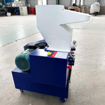 China Durable and Easy Operation Plastic Crusher with Noise Reduction for Waste Plastic Recycling for sale