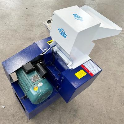 China High Efficiency Plastic Crusher with 8-10 Years Lifetime and Easy Operation for Waste Plastic Shredding for sale
