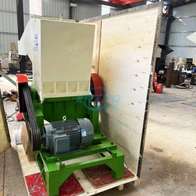 China Durable Construction Plastic Crusher and Shredder for Versatile Application with Efficient Crushing for sale