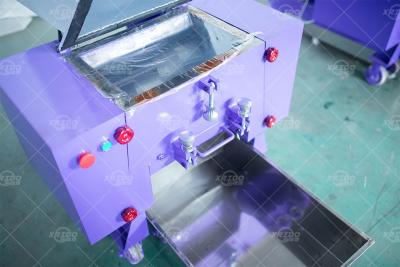 China Durable Blade Material Plastic Crusher with Customizable Voltage and 1 Year Warranty for Efficient Plastic Shredding for sale