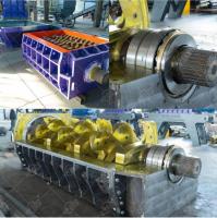 China Tracked Mobile Waste Shredder High Torque 2000mm Blade Customizable for Solid and Soft Materials for sale