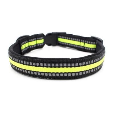 Cina Il neoprene che allinea il guinzaglio del collare di cane ha messo il collare riflettente del fermaglio del rilascio rapido della tessitura con il guinzaglio del cane dell'insieme della fune traente in vendita