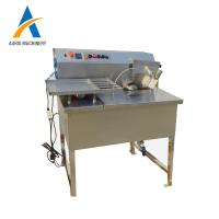 China Automatic Chocolate Tempering Machine 30kg 60kg With Vibrating Table for sale