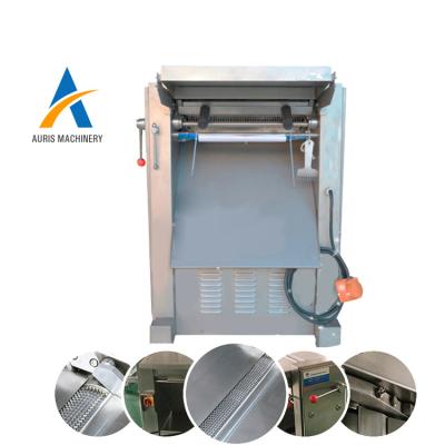 Cina 0,75 chilowatt della carne della pelle Chopper Pork Skin Peeling Machine della tagliatrice in vendita