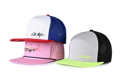 Cina Chiusura piana di Snapback del foro di Bill 7 del cappuccio di Snapback del pannello del cotone 6 del ODM in vendita