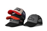 China Custom 6 Panel High Profile Baseball Cap Polyester Mesh Curved Brim 7cm Visor for sale