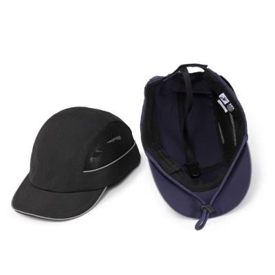 Cina L'urto duro di baseball EN812 della sicurezza dell'ABS ricopre 60cm con Chin Strap Lightweight in vendita
