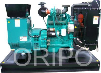 Cina il diesel del generatore 40kw con 4 rifornisce il generatore del motore diesel e l'alternatore trifase del regolatore di tensione in vendita