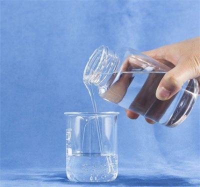 Cina Lubrificante puro dell'olio siliconico di 100% Polydimethylsiloxane per i tagli dei barbieri in vendita