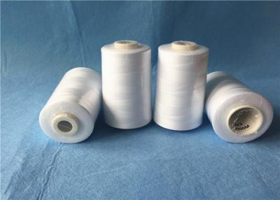 Cina Multi filato cucirino colorato del cono di plastica per la macchina per cucire con la fibra 100% di poliestere in vendita