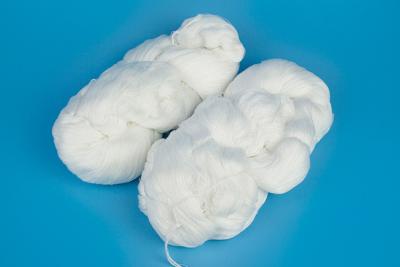 Cina Ring Spun Polyester High Twist bianco crudo Hank Yarn in vendita