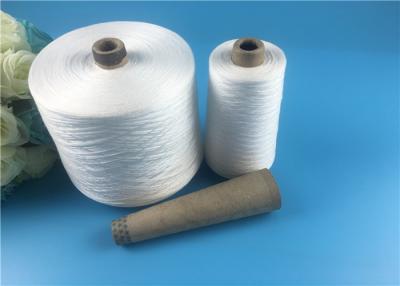 Cina Il rifornimento della fabbrica più di meno mette le piume al filato 100% di poliestere di carta ad alta resistenza del cono per il filato cucirino in vendita