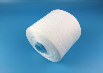 Chine Fils de polyesters tournés par 100% blancs crus sur les fils 100% de polyesters de teinture du tube 40s/2 60S/3 à vendre