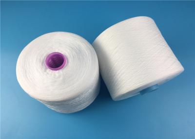 China Enrugue o poliéster girado material da costura da resistência 40/2 de fio 100% de poliéster 40s/2 à venda