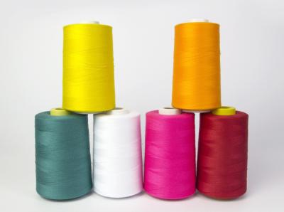 China A costura veste 100 coloridos a linha de costura girada 40/2 do poliéster 5000 jardas para a máquina de costura de alta velocidade à venda