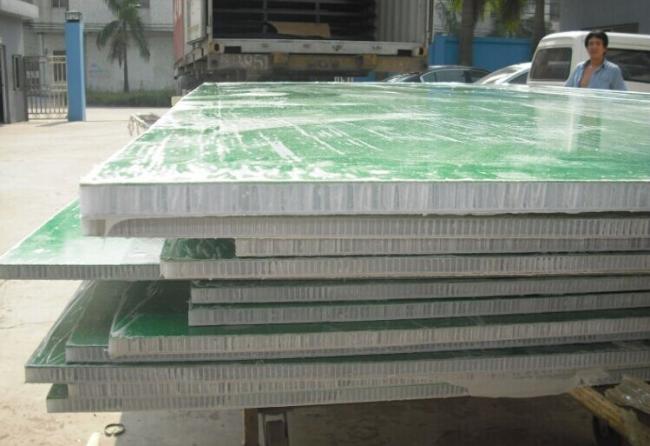 Insulated / Dry Freight Truck Body (FRP Honeycomb Sandwich Panel)
