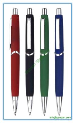 China retractable Rubberized gift pen, promotional hotel pen for sale