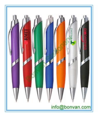 China plastic logo ballpoint pen,high quality logo ball pen for sale