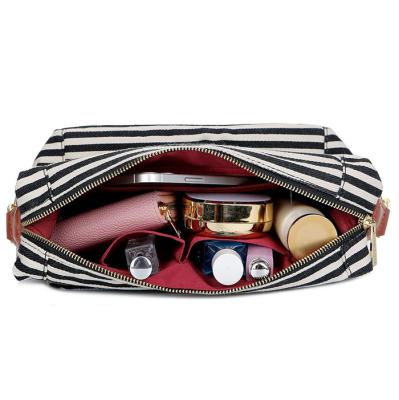 Cina Il trucco cosmetico della chiusura dello zip insacca la borsa dell'articolo da toeletta di viaggio della tela con il logo di BAOSHA in vendita