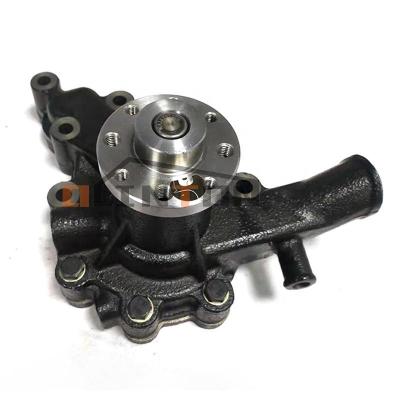 Cina Altre pompe idriche C240 per escavatori SD10 SD12 FD15 5-13610057-0 Parti di motori diesel in vendita