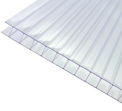 Cina Piastra di copertura in policarbonato trasparente a doppia parete con design moderno spessore 4 mm-20 mm in vendita