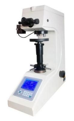 Cina Weights Loading Analogue Eyepiece MANUAL Turret Vickers Hardness Tester in vendita