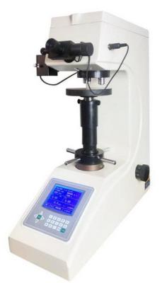 Cina La torretta automatica dell'oculare di Digital pesa la macchina di prove di carico di durezza Vickers con il grande LCD in vendita