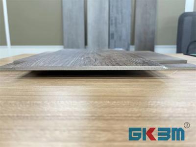 China Bodenbelag-Planken-Messer-Korn-Eiche dunkelbraunes LS-W8002 des wasserdichten Klicken-Luxus-SPC zu verkaufen