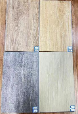 Cina La quercia moderna LS-W8006 clicca la pavimentazione resiliente Spicling facile impermeabile di SPC del vinile in vendita