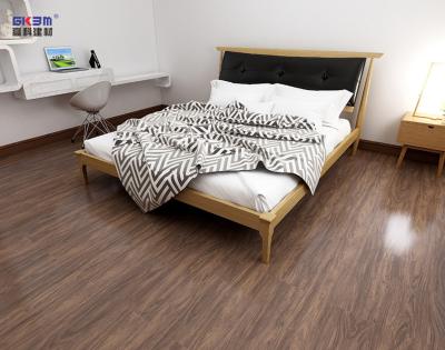 Cina Ormosia di plastica a prova di fuoco Henryi Padauk GKBM SY-W3008 della formaldeide della pavimentazione E0 di 1220x183mm SPC in vendita
