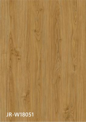 中国 継ぎ目が無いSPCのビニールのかちりと言う音の生物分解性の抗菌性のハンノキ レトロ様式のBurlywood木穀物GKBM JR-W18051 販売のため