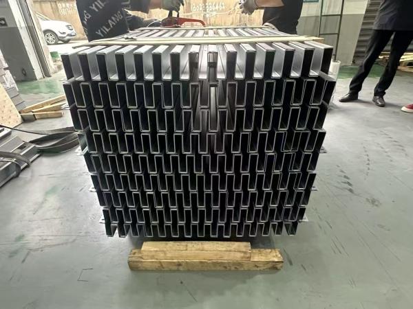 Quality Customizable Cz Purlin Roll Forming Machine 380V 50Hz Roof Making Machine for sale
