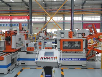 Cina 1.5-3mm Spessore C/Z/U Purlin Roll Forming Machine con colore personalizzabile e 15-22kw di potenza in vendita