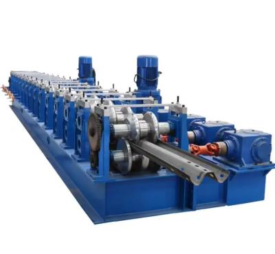 Cina Macchina automatica di formazione di ringhiera per autostrade, macchina ad alta velocità per la realizzazione di profili, 7,5 kW in vendita