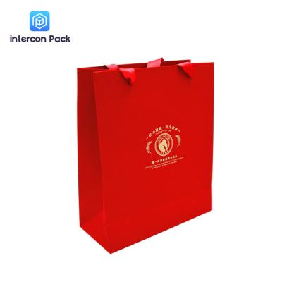 Cina Sacchetti della spesa rossi Eco FSC amichevole di carta kraft certificato con le maniglie in vendita