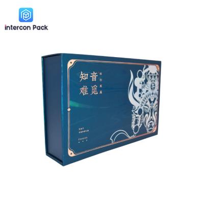 Cina CMYK che stampa i contenitori d'imballaggio di regalo di lusso ha personalizzato la scatola magnetica pieghevole in vendita