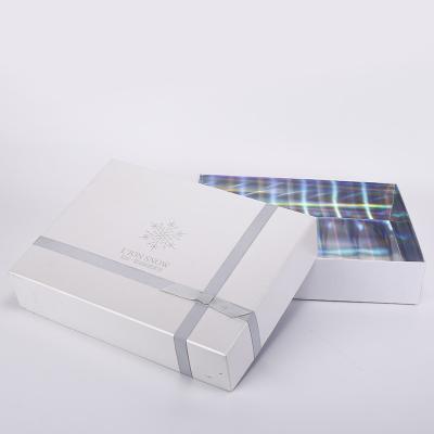 China 1100g Grey Board Apparel Packaging Boxes 128gsm White Art Paper for sale