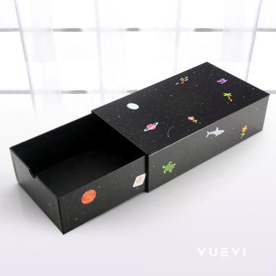 China Colorful CMYK 900gsm Rigid Board 1.5mm Birthday Gift Packing Box for sale